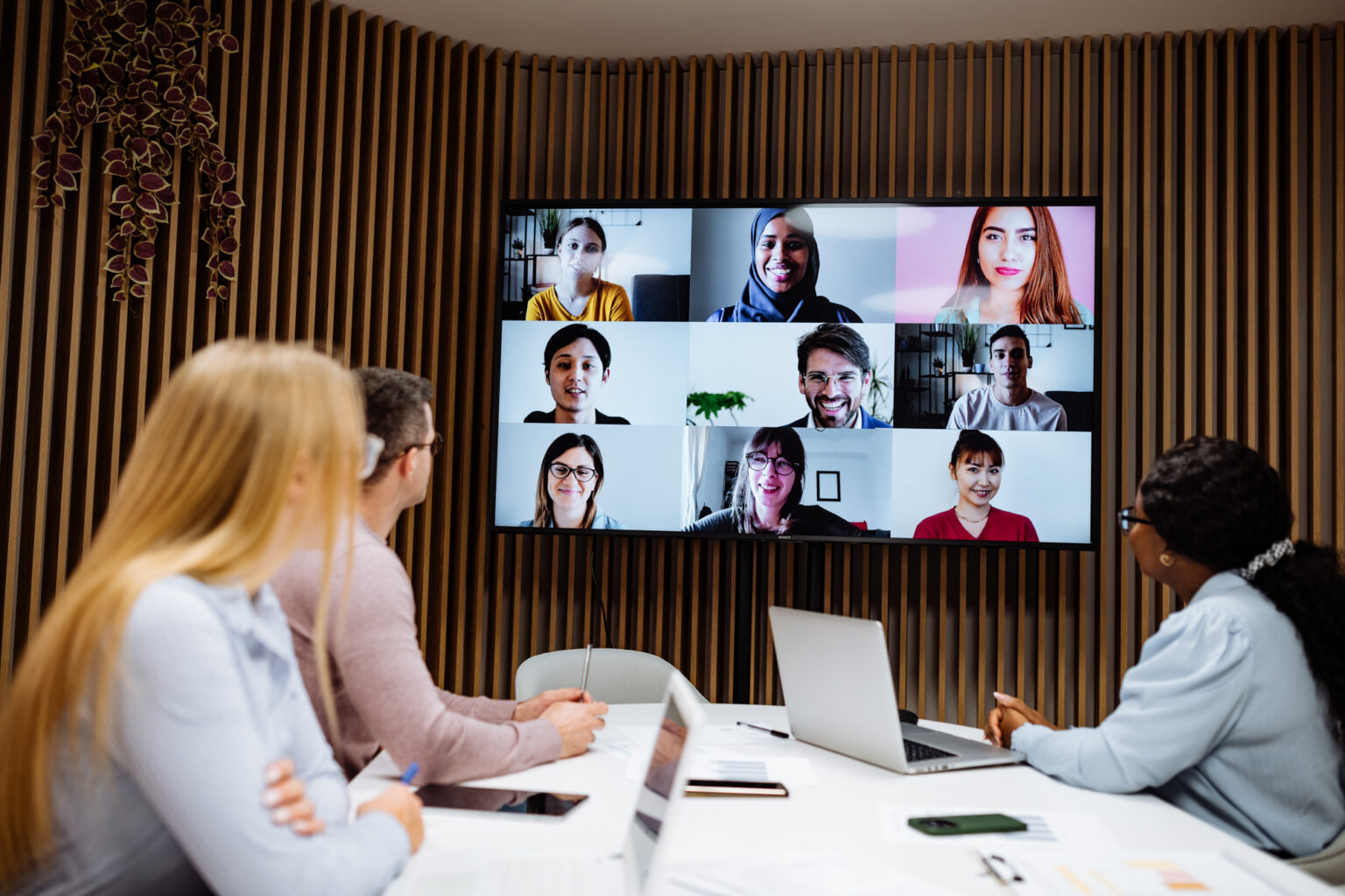 What psychology research says about virtual communication - News